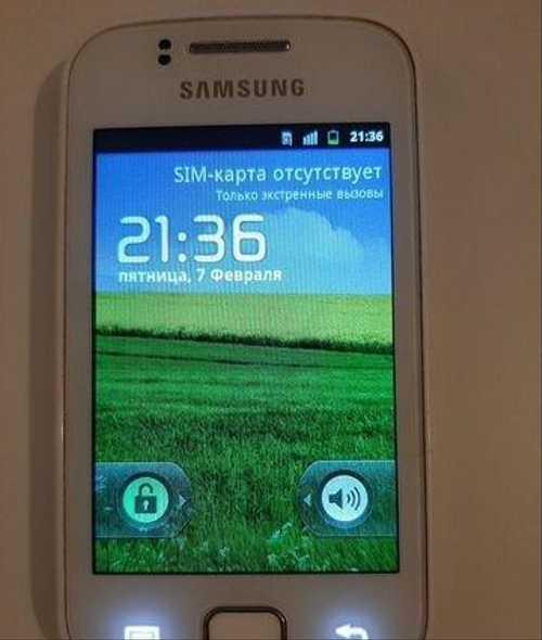 Телефон Samsung Galaxy Gio GT-S5660