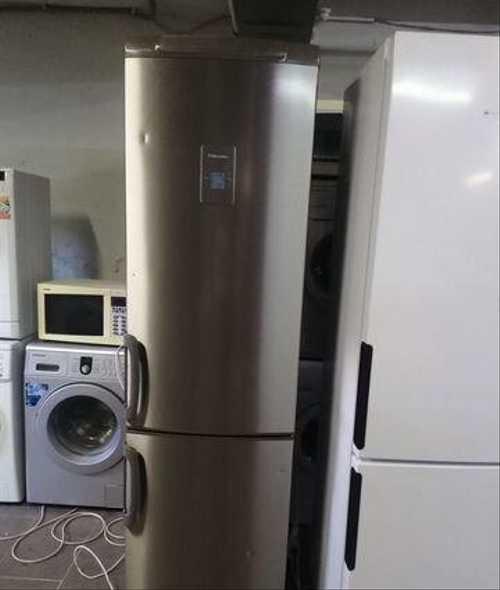 Холодильник Electrolux ENB 38943 X (1)