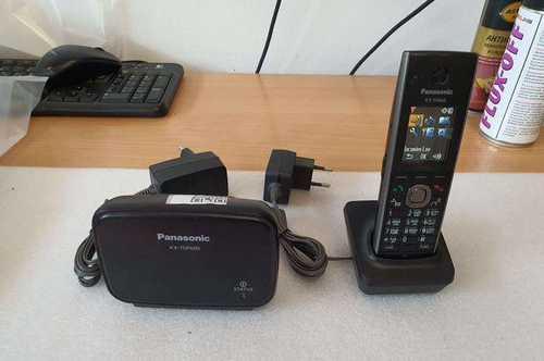 Телефон Voip Panasonic KX-TGP600RUB + база