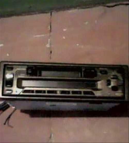 Продам автомагнитолу kenwood KRC-152L