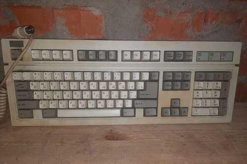 Механическая клавиатура ретро IBM