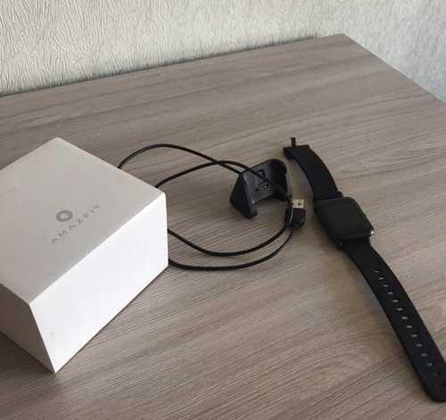 Часы Xiaomi Amazfit Bip