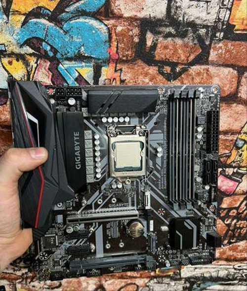 Материнская плата Gigabyte z390 m gaming