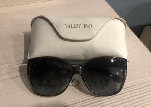 Очки valentino