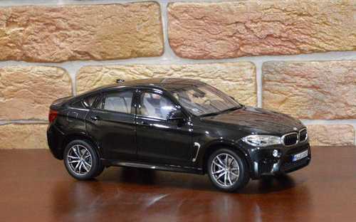 1/18 BMW F86 X6M 2015 black metallic - Norev