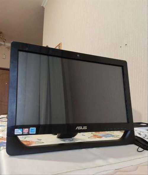Asus EeeTop PC ET2011EGT