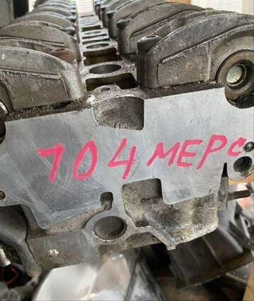Головка блока 104 01 10 01 Mersedes bens 104 двига