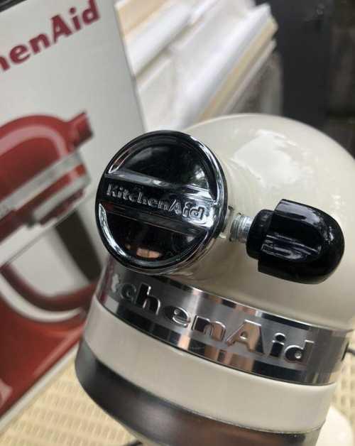 Планетарный миксер kitchenaid artisan 4.8 Л, кремо