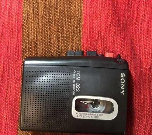 Кассетный плеер диктофон Sony TCM-323