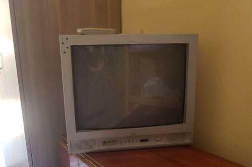 Телевизор старый JVC
