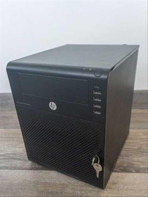 HP ProLiant MicroServer G7 N40L мини-сервер