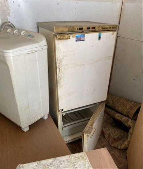Холодильник, стиральная машинка, мебель
