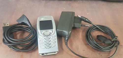 Телефон Nokia 6100
