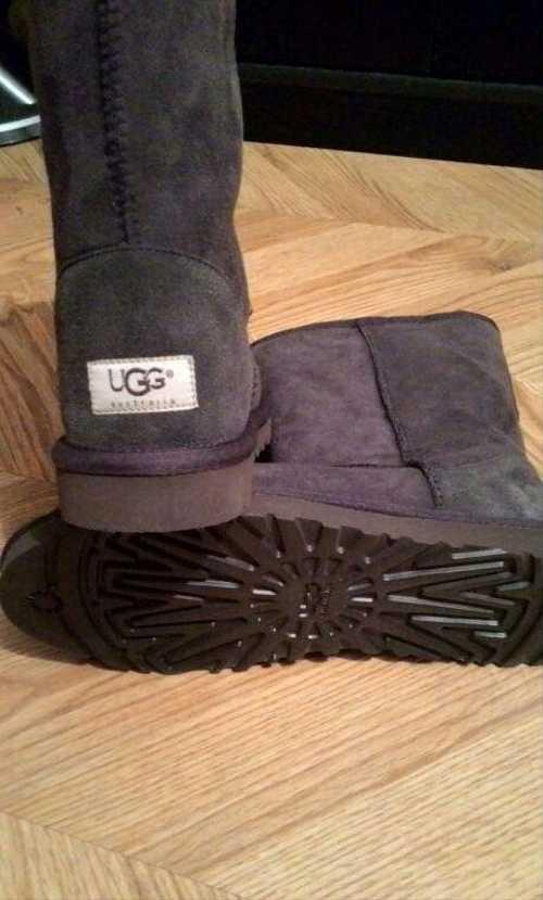 Новые Ugg Australia 9р (39-40р)
