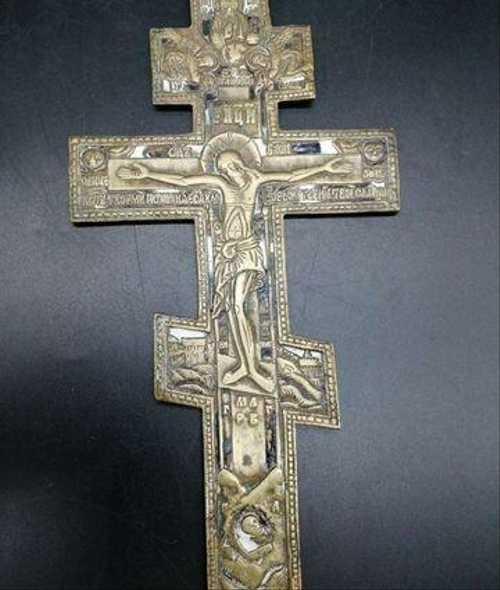 Большой старинный крест распятье С эмалями, латунь
