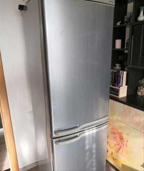 Холодильник Samsung RL28fbsw1/bwt