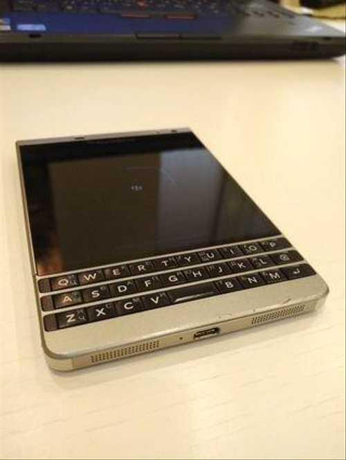 Продам BlackBerry Passport Silver Edition 32 Gb