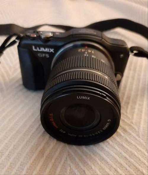 Продаю фотоаппарат Panasonic Lumix GF-5