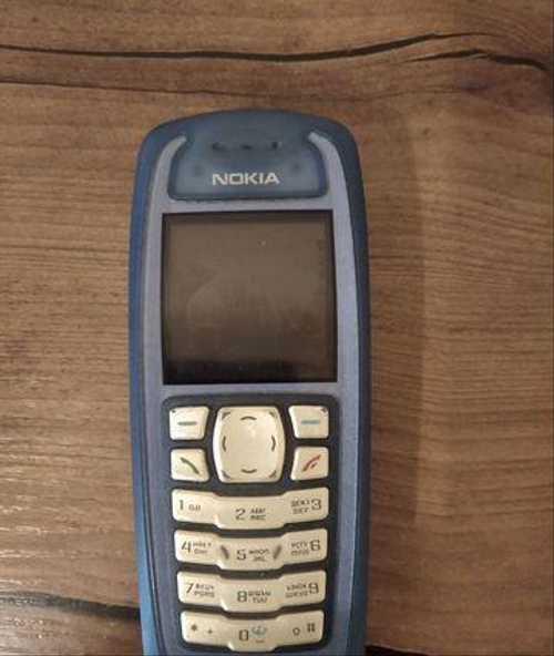 Телефон Nokia 3100