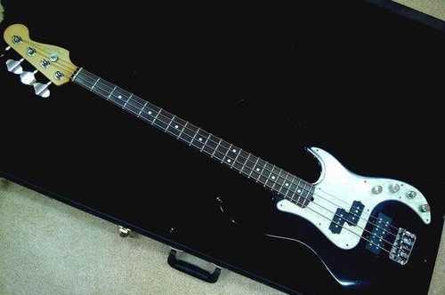 Fender Precision American Deluxe Bass Guitar 1997