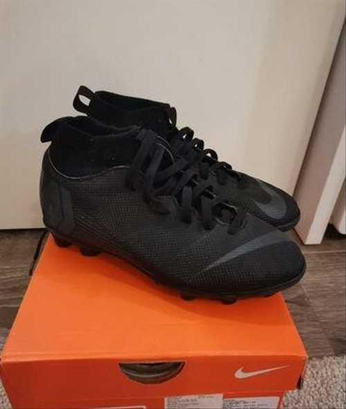 Футбольные бутсы Nike EUR 32