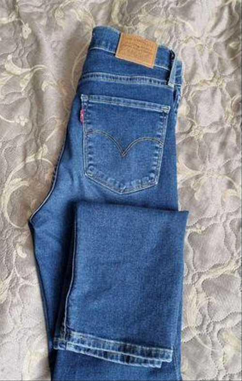 Джинсы 25/30 Levi's 724 жен