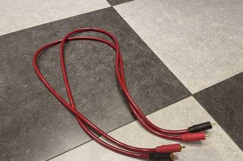 Межблочный кабель Chord Company Crimson VEE 3 2RCA