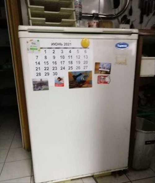 Холодильник "Бирюса" маленький