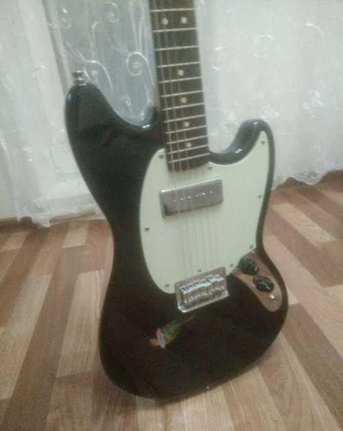 Электрогитара Fender mustang custom (square)