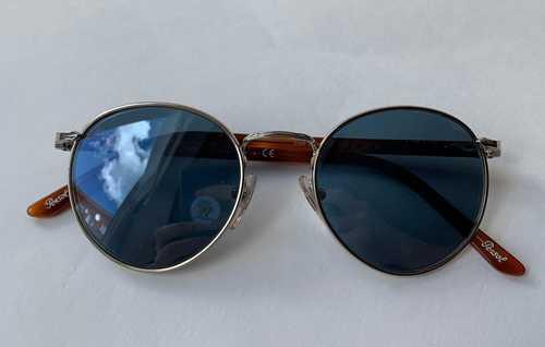Солнцезащитные очки Persol 2388S