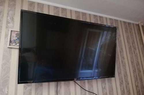 Телевизор LG 43LH520V