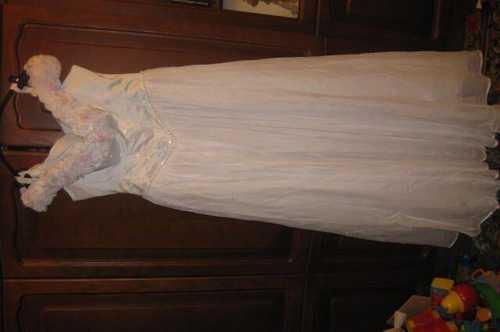 Шикарное свадебное платье р. 48 в идеальном состоя