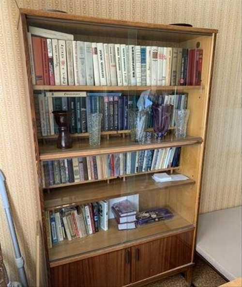 Советский книжный шкаф