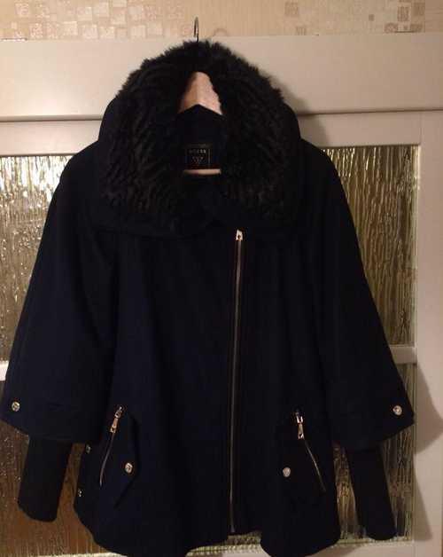 Пальто Guess
