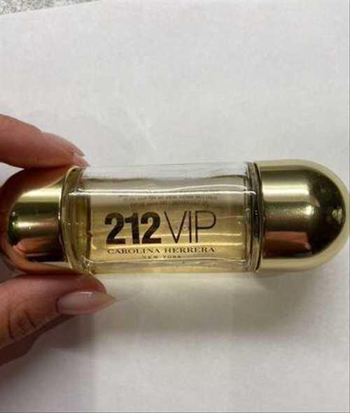 Туалетная вода Carolina Herrera 212 VIP 30 ml