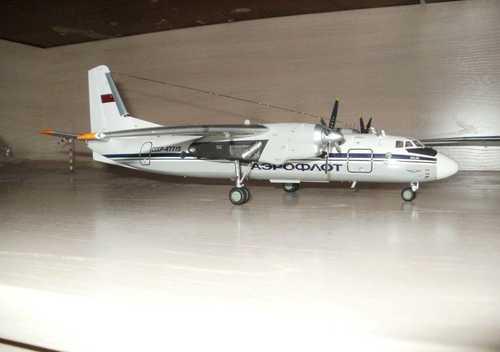 Ан-24 в М 1:72