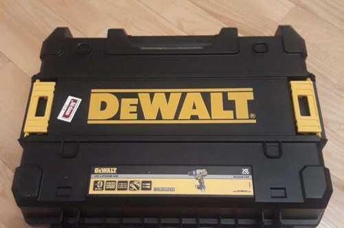 Кейс Dewalt Tstak