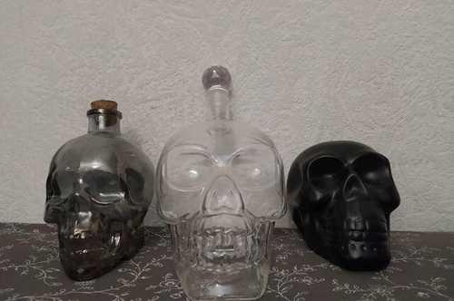 Сувениры черепа (бутылка, графин, копилка)
