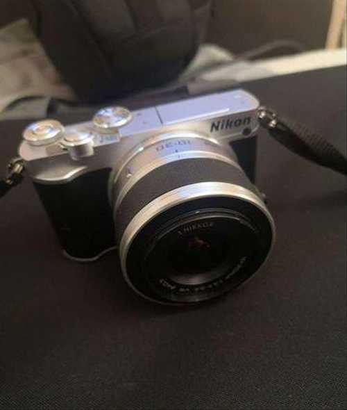 Беззеркальная камера Nikon 1 J5 объектив 1Nikor 10
