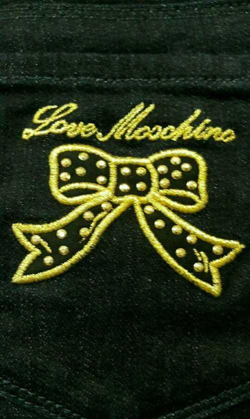 Джинсы Love Moschino