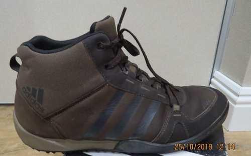 Кроссовки Adidas daroga