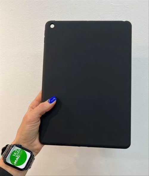 Чехол для iPad 10.2 silicone case black