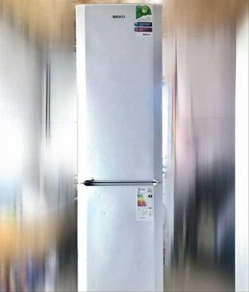 Холодильник Beko (2 метра)