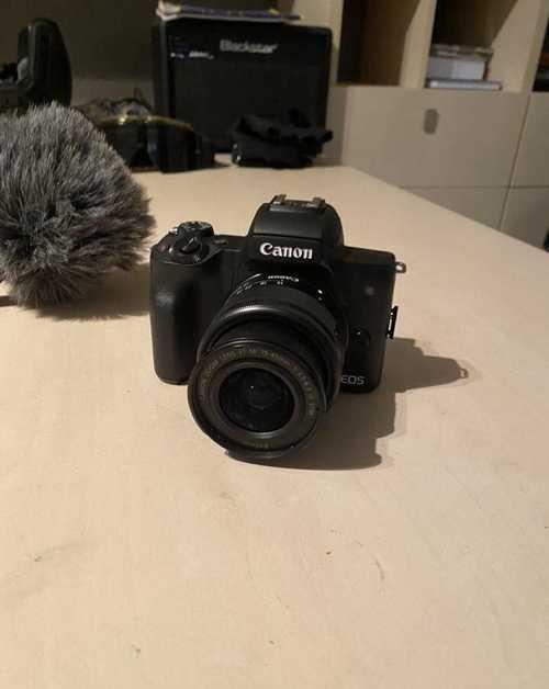 Камера Canon EOS m50