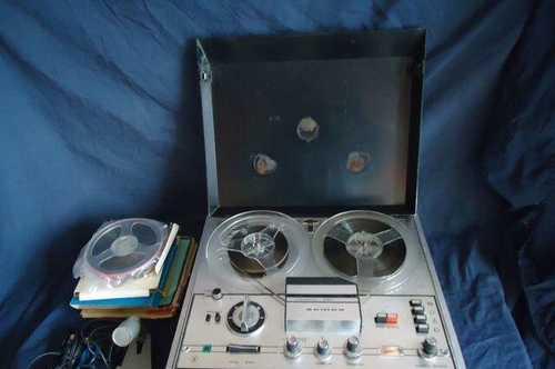 Магнитофон бабинный астра-207 СССР