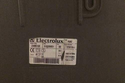 Продаю пылесос Electrolux на запчасти