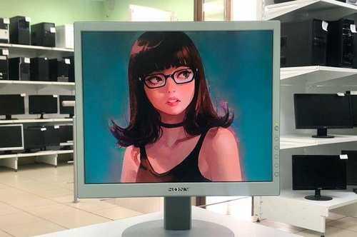 Монитор ЖК Sony SDM-S73 17" Дюймов