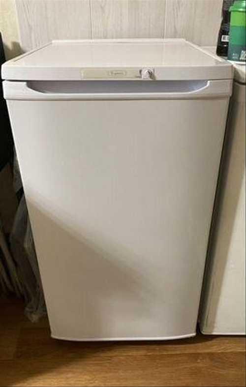 Холодильник бу Бирюса 109