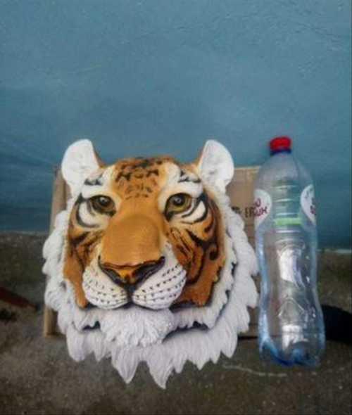 Декоративная голова тигра