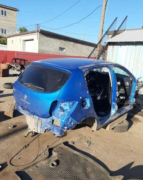Задняя часть кузова Renault Sandero 2